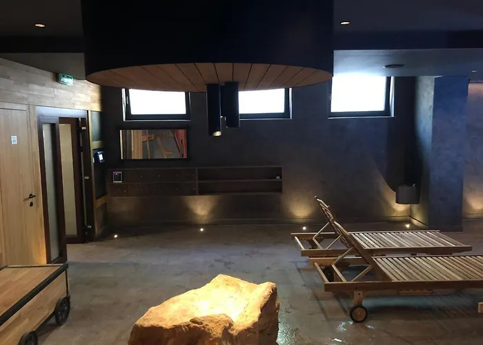 HOTEL SITNO VYHNE